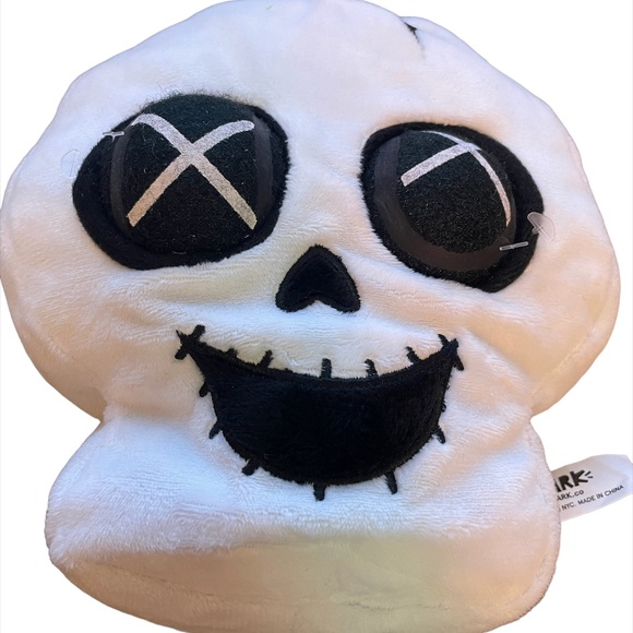 Bark | Dog | Bark Box Tails From The Boneyard Plush Skull Bone Spooky 7 ...